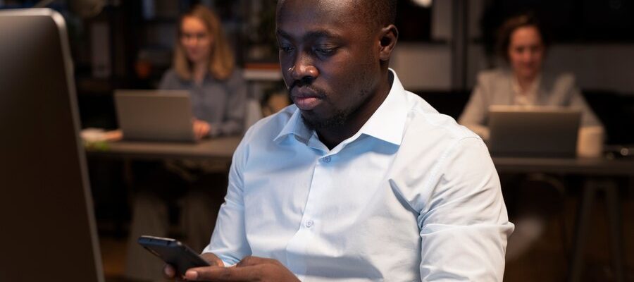 Prop Firm Live Signals - Get Funded With Our Accurate Signals